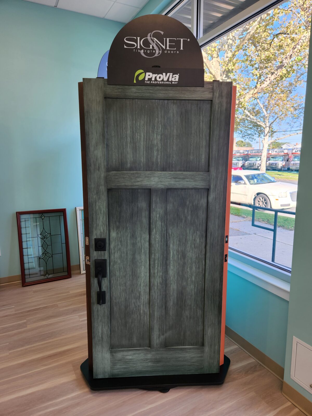 Showroom - Signet Door Sample - Penn Windows & Doors